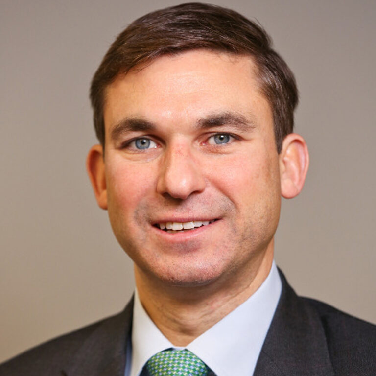 Officers & Executive Committee - Federal Communications Bar Association